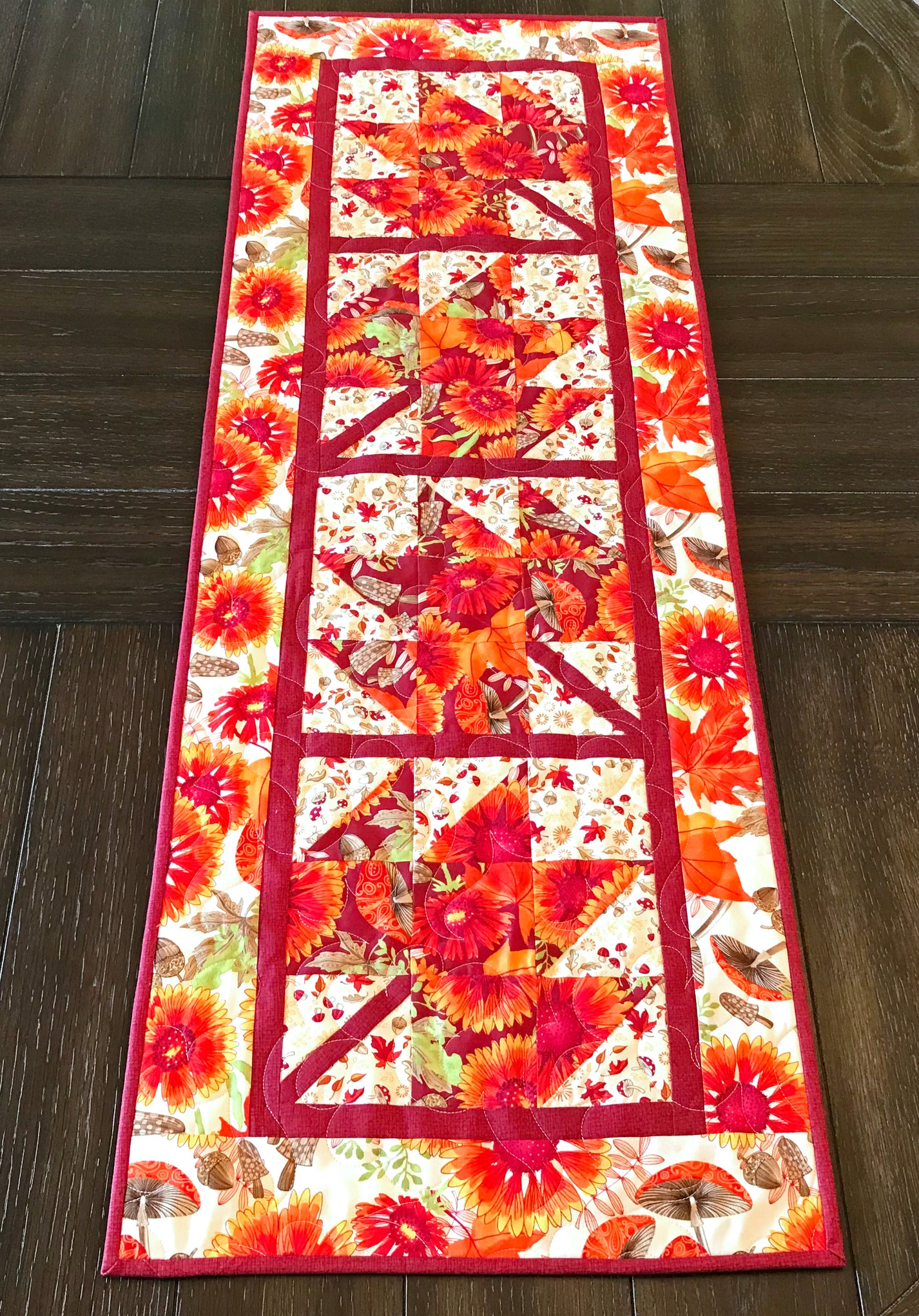Fall Leaves Table Runner Pattern - Digital Version – Cuddle Cat Quiltworks