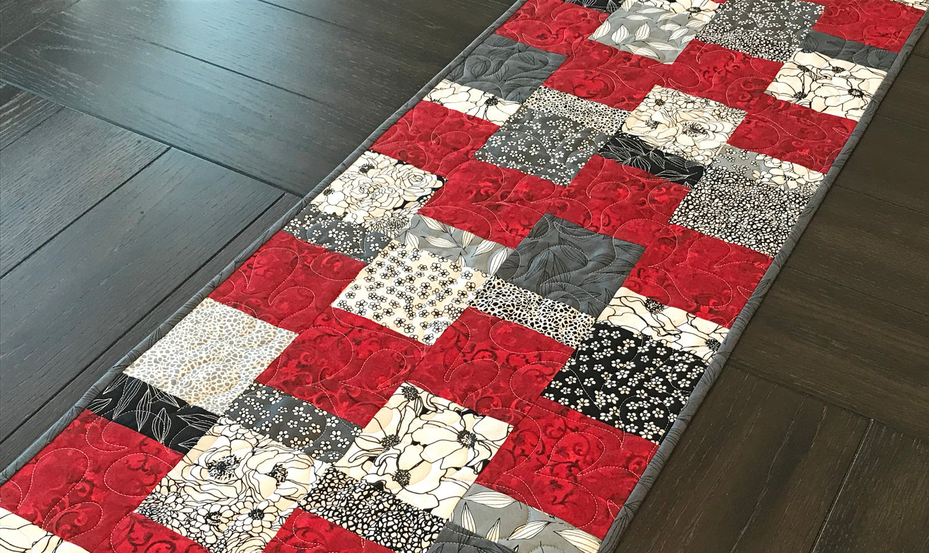 Dancing Squares Table Runner Pattern - Digital Version – Cuddle Cat Quiltworks